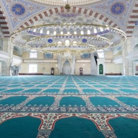 Mosque Carpets in Abu Dhbai | Huge Variety of Flooring Abu Dhabi
