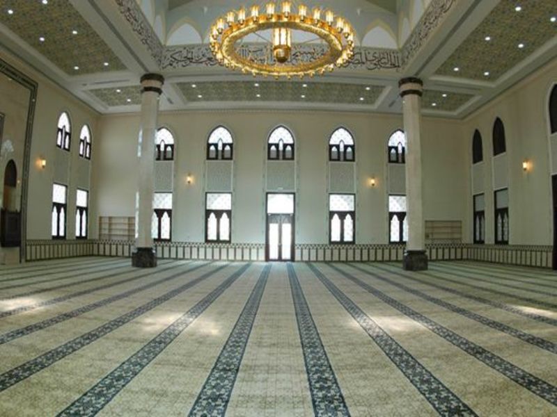Mosque Carpets in Abu Dhbai | Huge Variety of Flooring Abu Dhabi